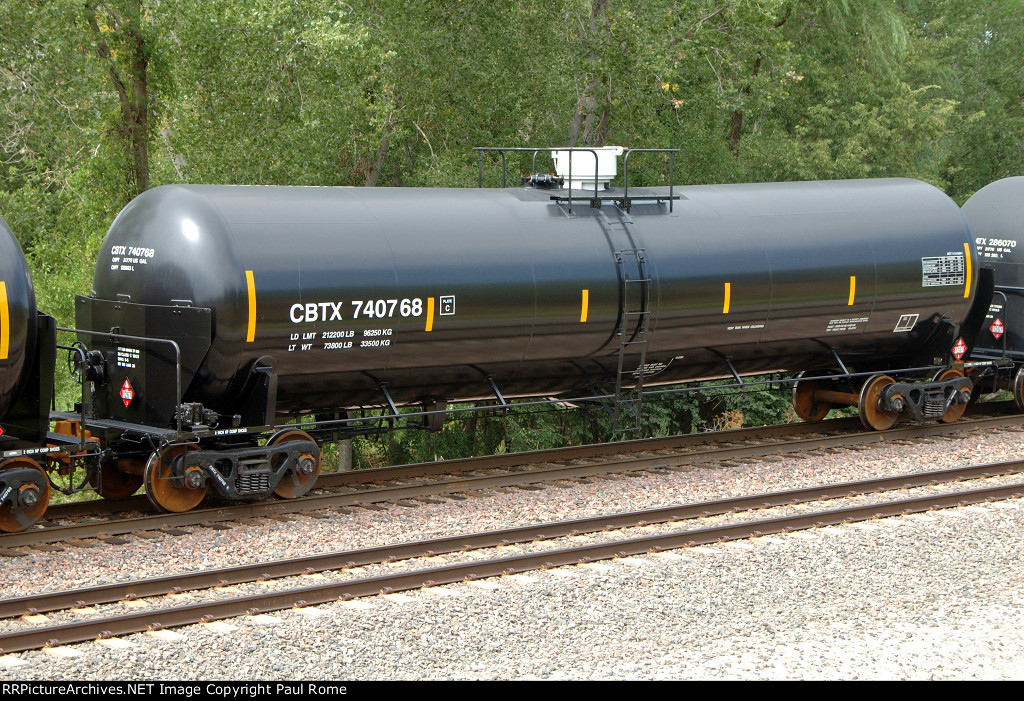 CBTX 740768 New ethanol tank car on the BNSF